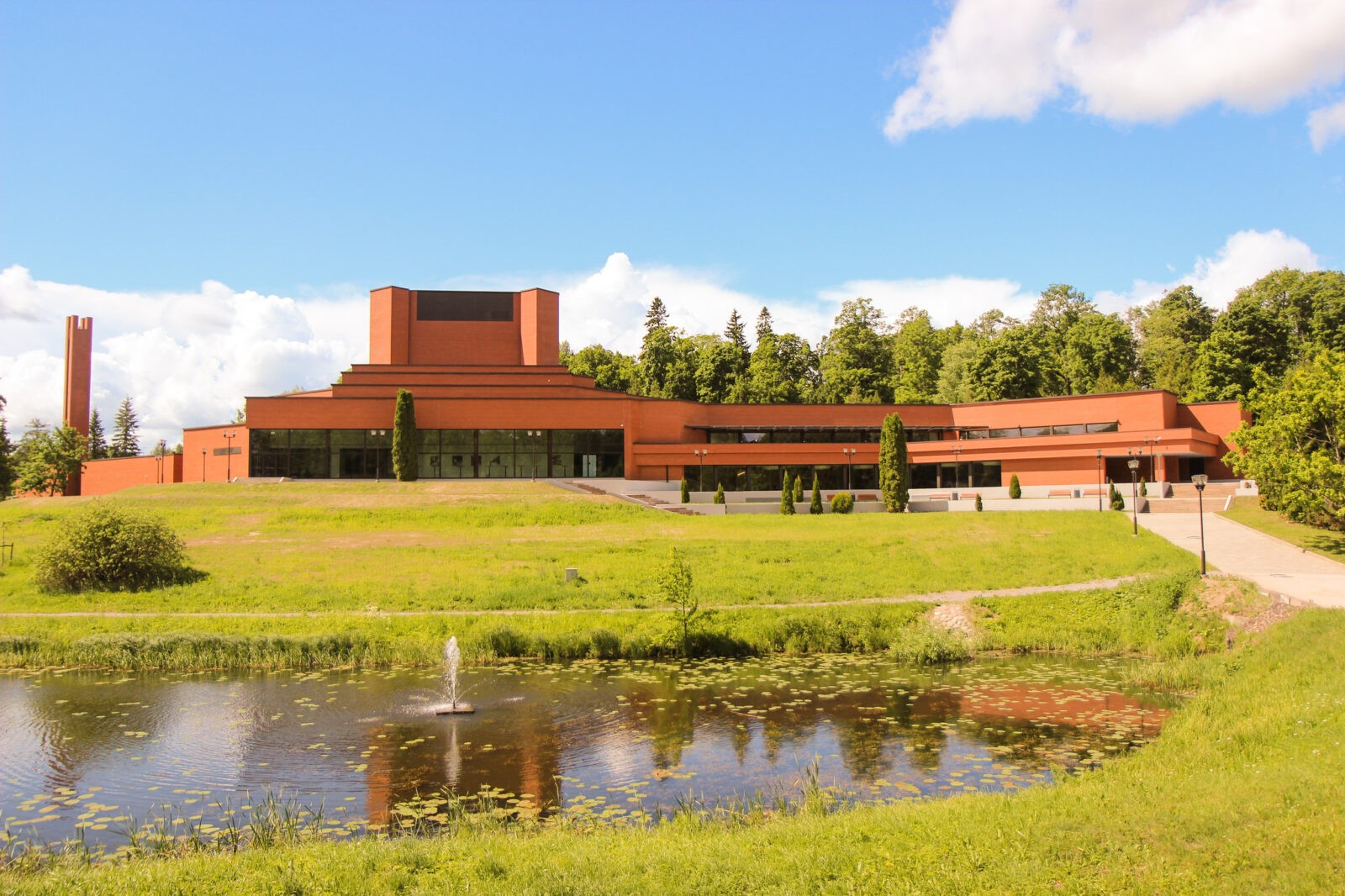 Ugala teatril oli viimase 25 aasta edukaim hooaeg - Ugala Teater