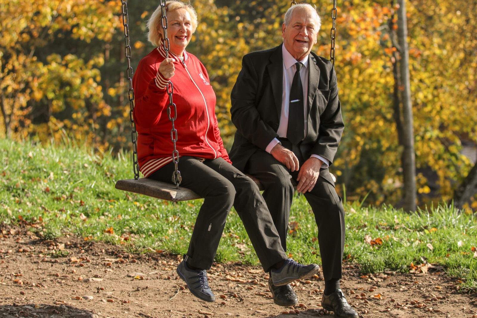 Ugala kutsub kohtuma Luule Komissarovi ja Peeter Jürgensiga - Ugala Teater