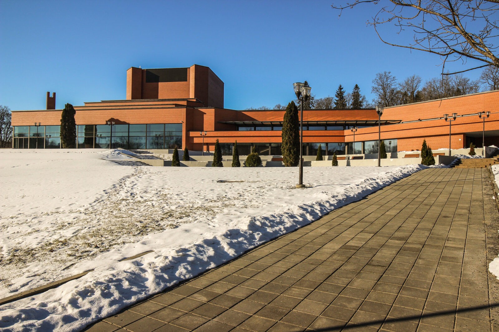 Ugala teater otsib avaliku konkursiga juhatuse liiget - Ugala Teater