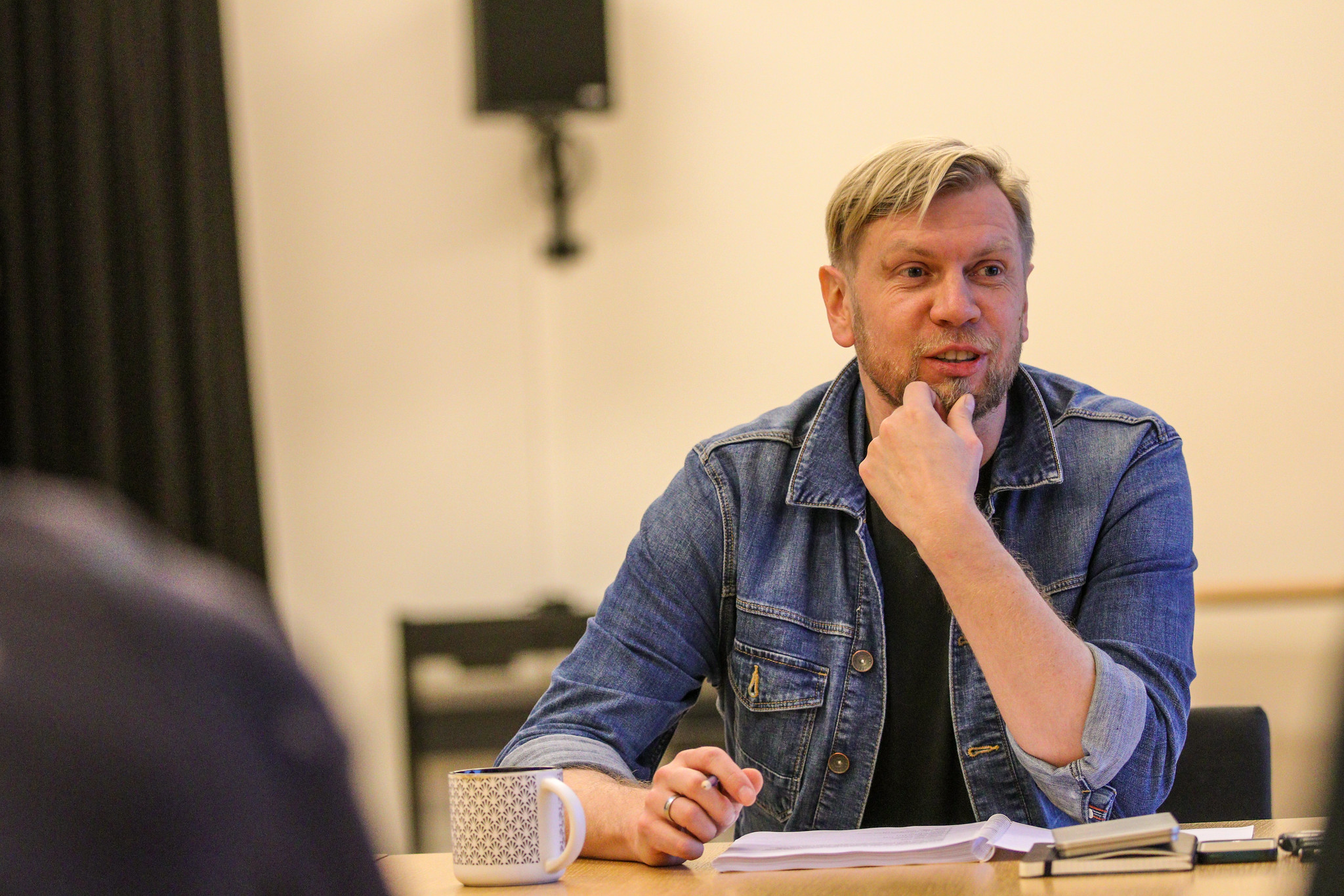 GALERII: Ugalas algasid proovid põnevuslooga „Neli rüütlit“ - Ugala Teater
